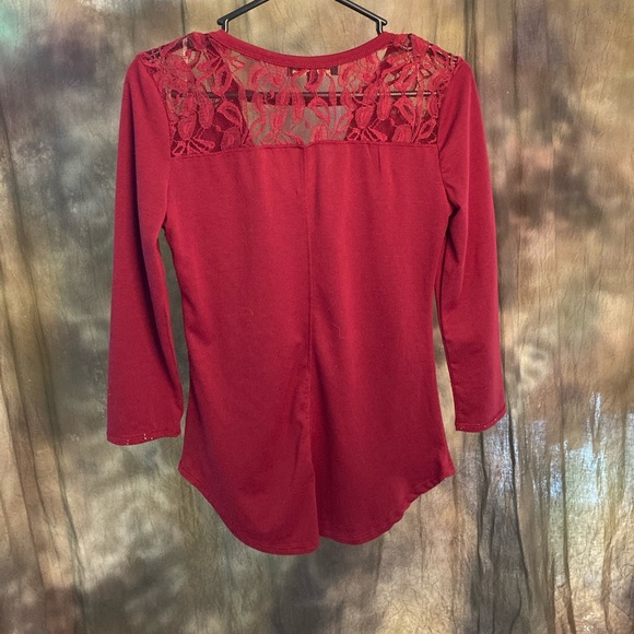 Almost Famous | Tops | Red Keyhole Neckline Top | Poshmark